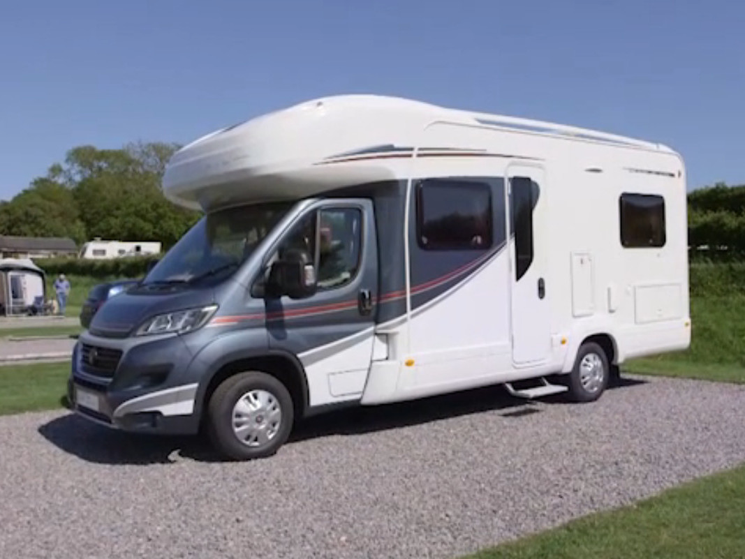 On TV we focus on French-bed motorhomes and visit Paris - Practical ...