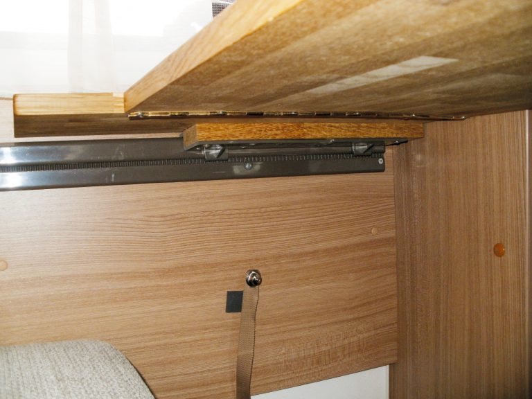 How to make a folding dinette table for your motorhome - Practical ...