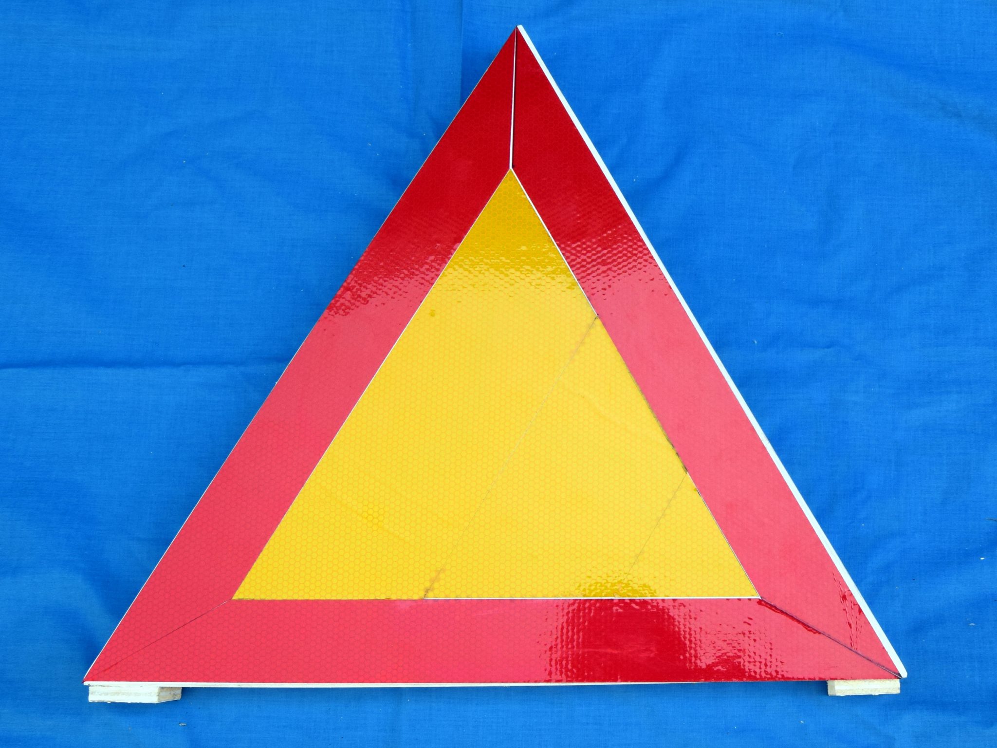 How to make an electric warning triangle - Practical Motorhome