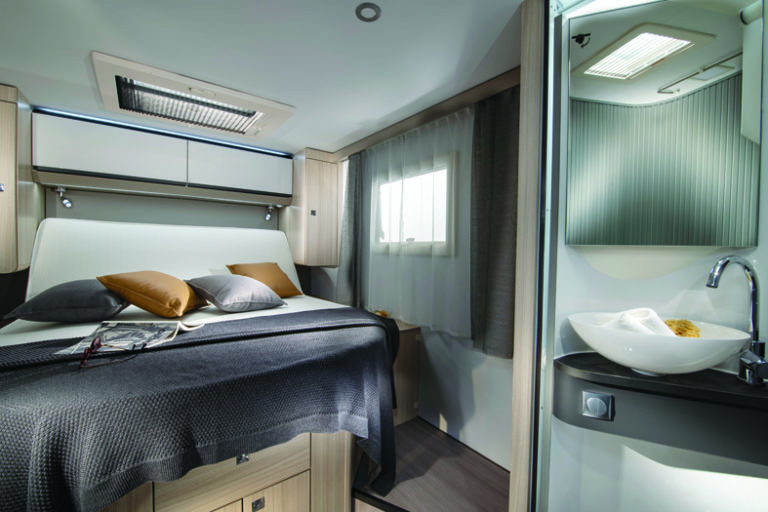 Adria Compact SC Supreme - Practical Motorhome