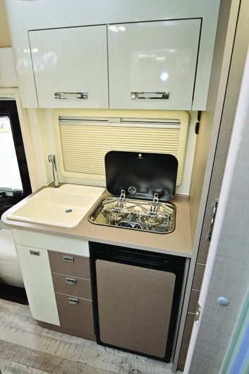 Wingamm Oasi 610 ST - Practical Motorhome