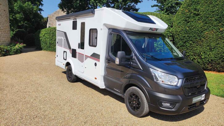 Pilote P720U Expression - Practical Motorhome